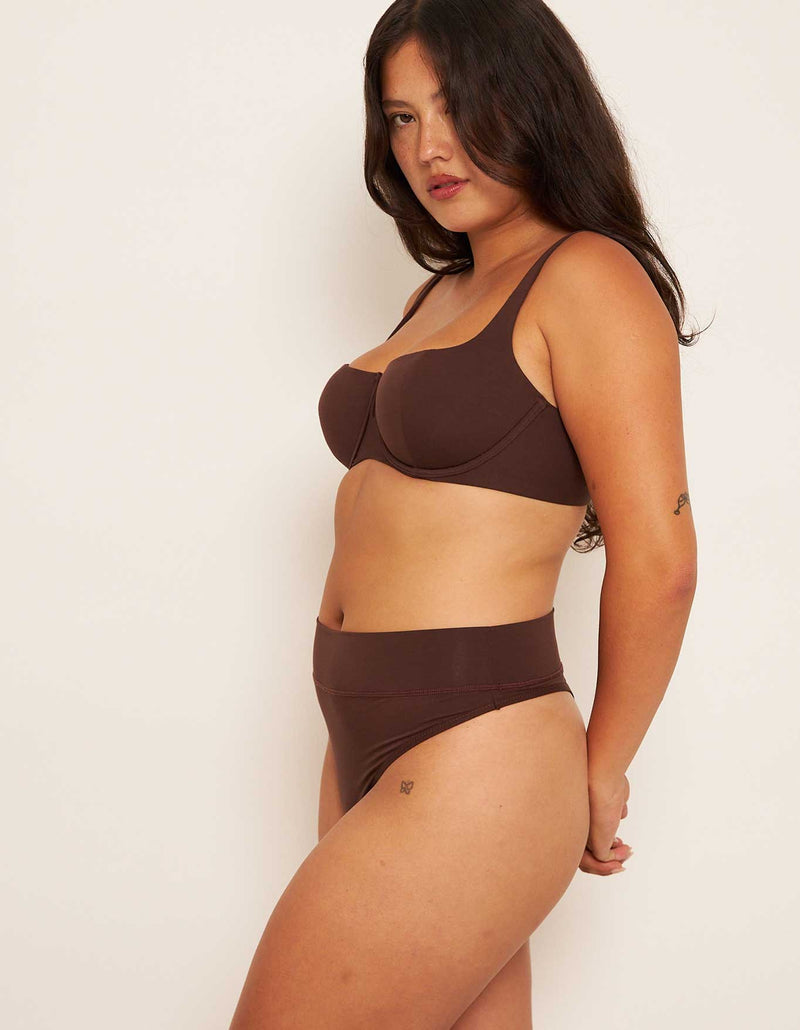 UNDERLENA | Lingerie for everyday sensuality